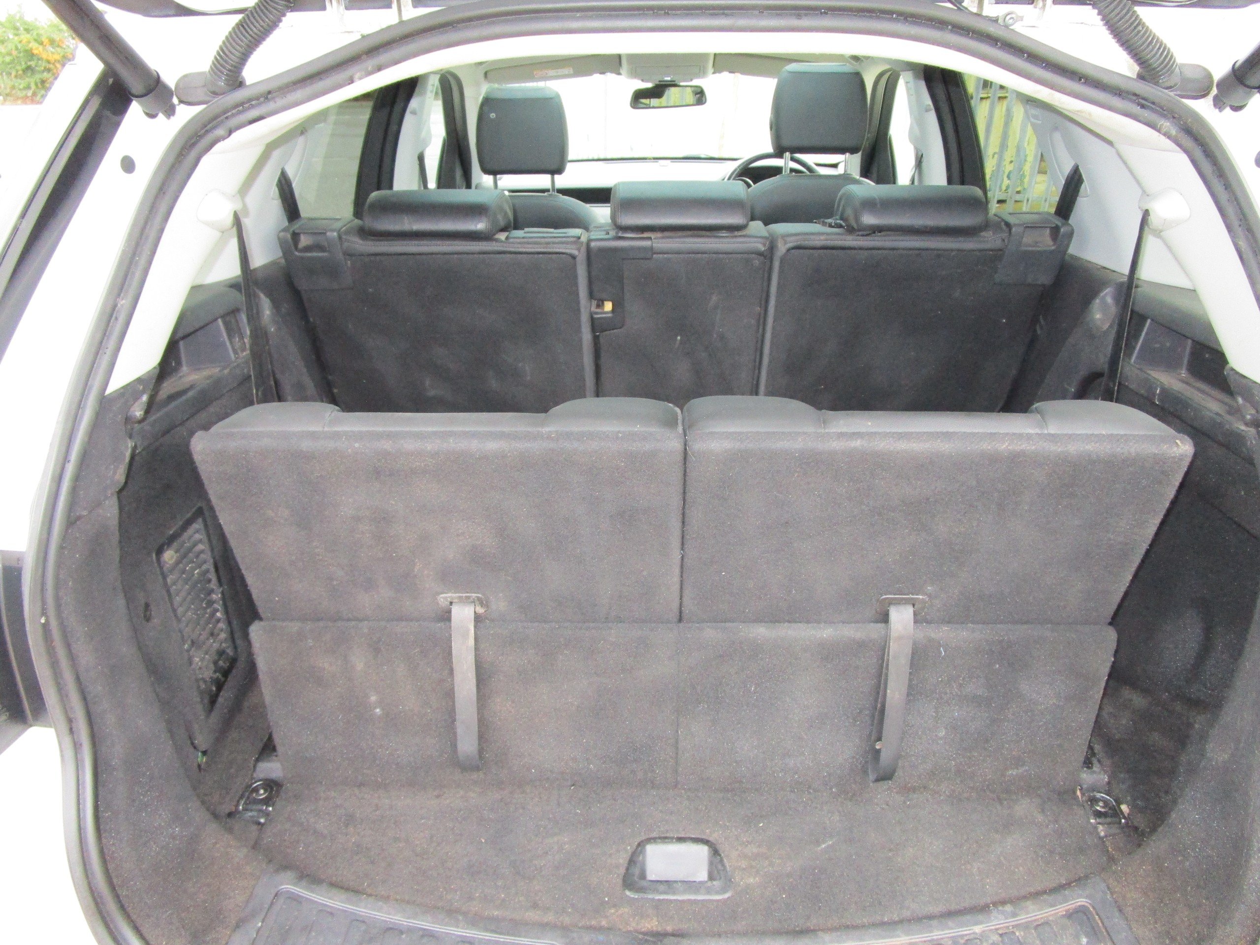 Used 2015 Land Rover Discovery Sport 2.0 TD4 HSE SUV 5dr Diesel Manual ...